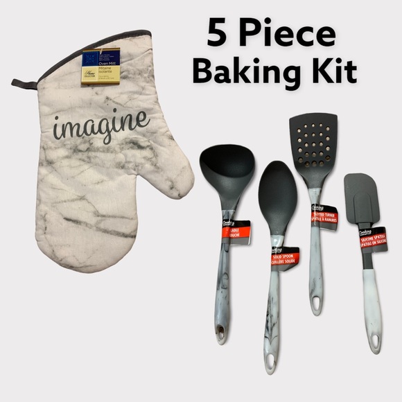Kitchen | Nwt 5 Piece Matching Kitchen Set With 4 Utensils And Oven ...